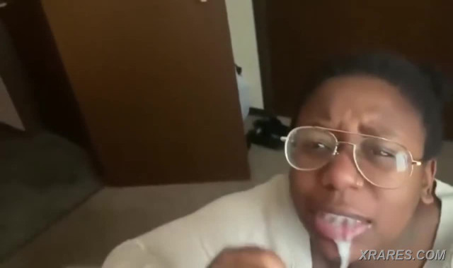 Surprise Cumshot In Her Mouth Xrares 2778
